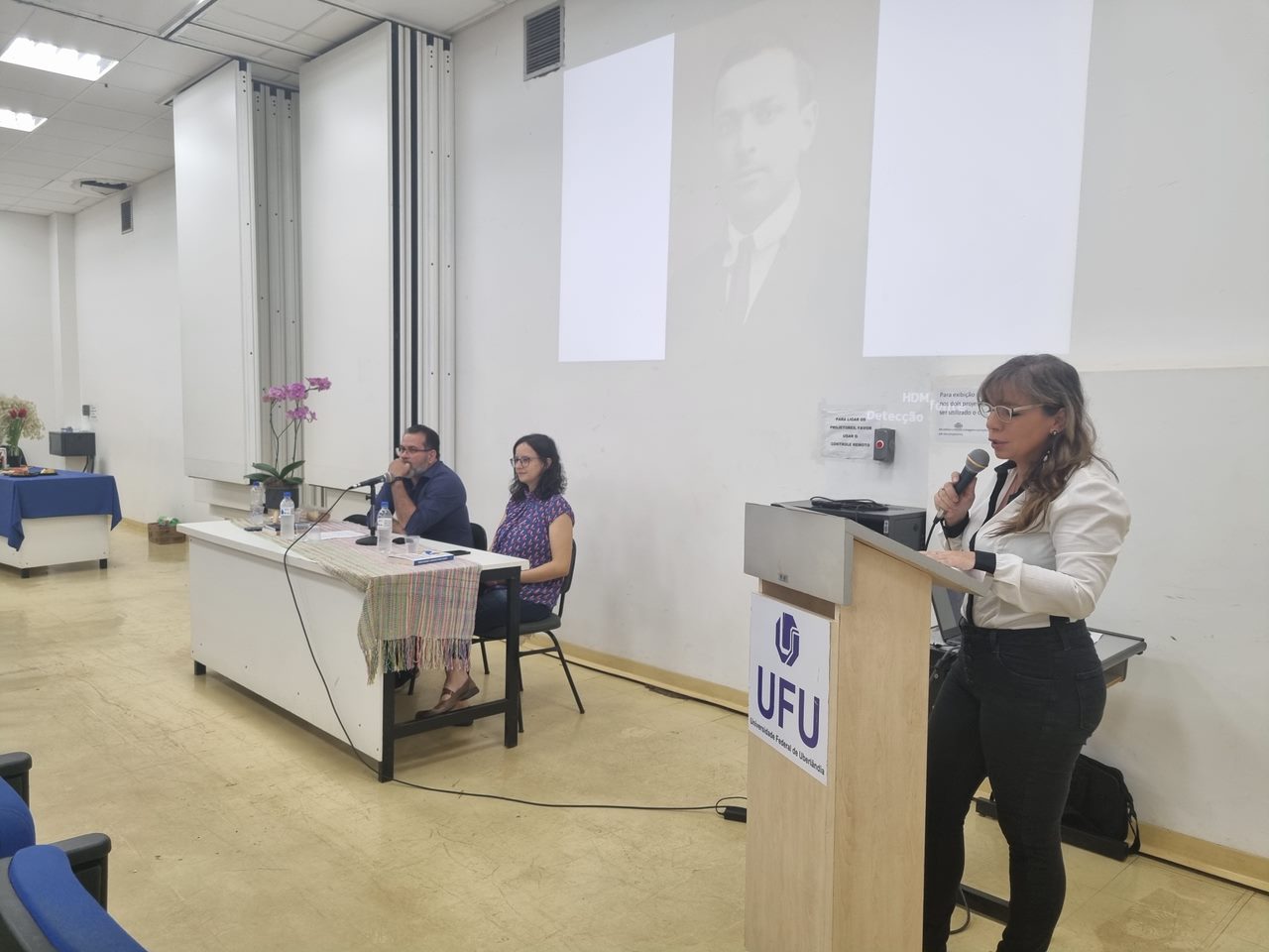 Participação em eventos - Seminário: A escrita na vida - Teoria da ...